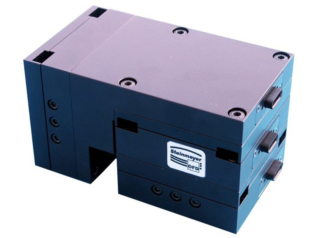 Integrated 3-Axis Micro-manipulator from Steinmeyer